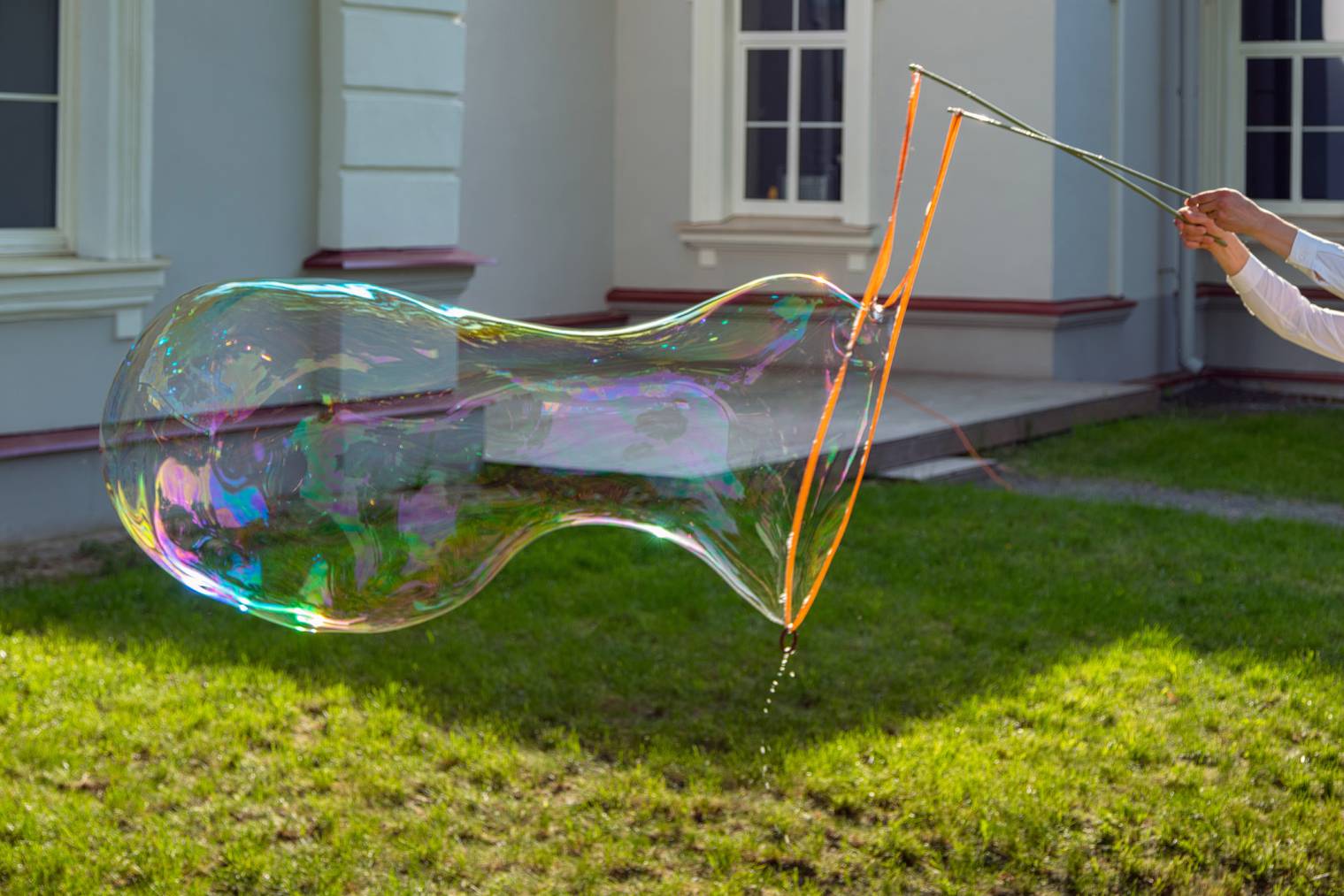Comment fabriquer des bulles géantes à la maison ? - Blog : Le monde du ...